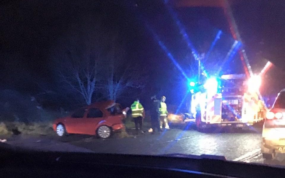 Four men taken to hospital following multi-vehicle smash – Armagh I