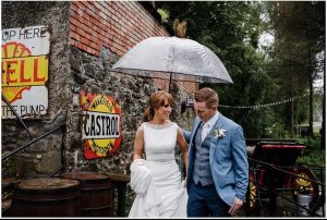 Love t-rain! Newly-weds capture stunning images in the rain at Basil ...