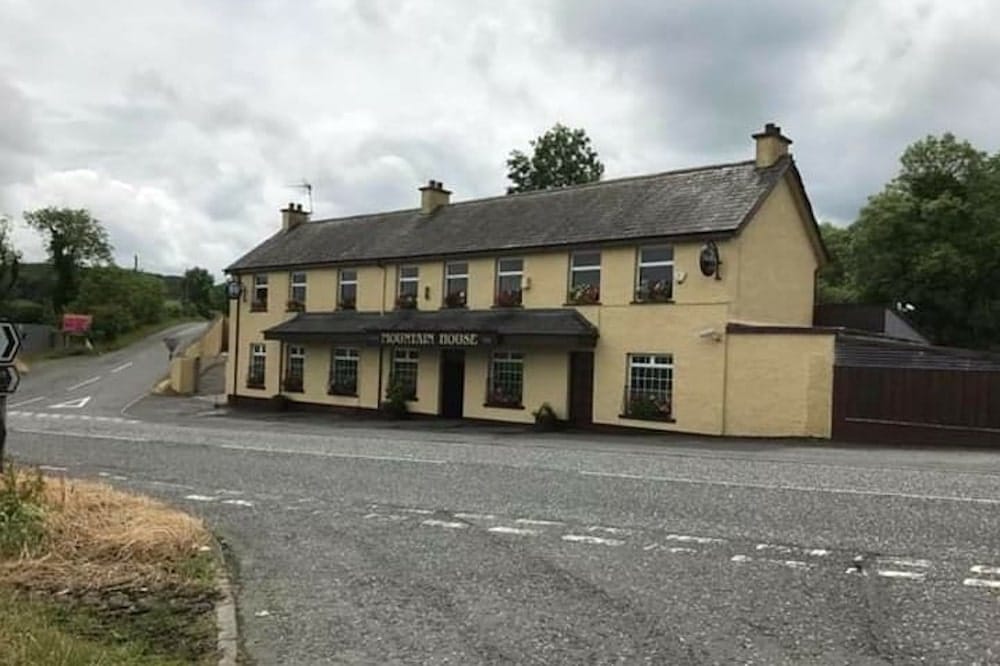 Customers tested for Covid on Saturday attend south Armagh pub that ...